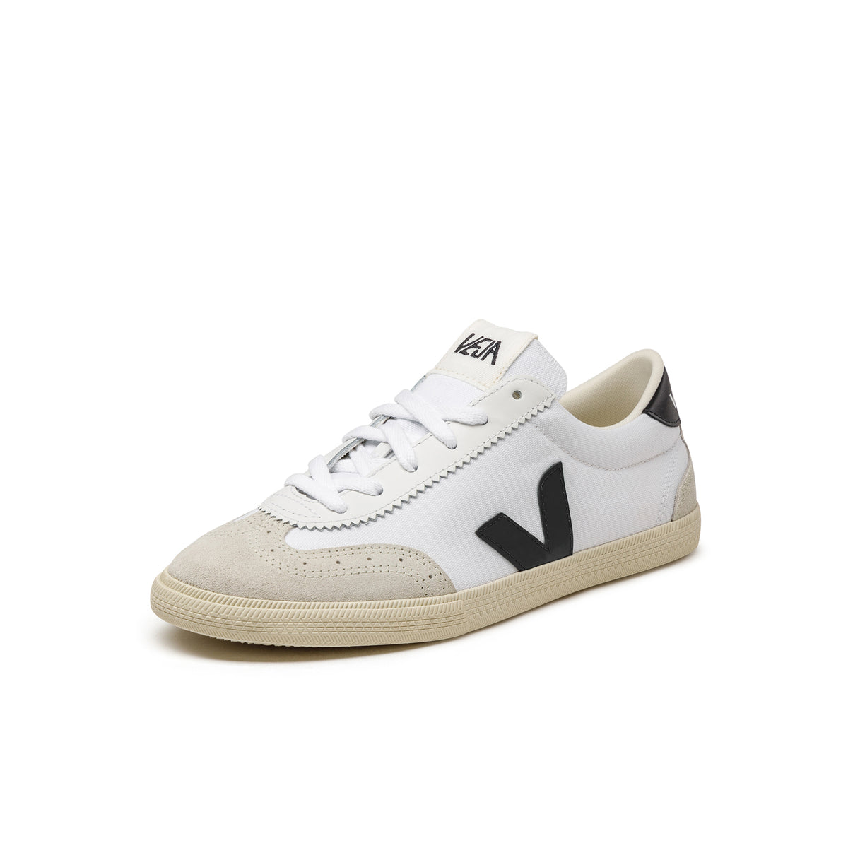 Veja Volley W *Canvas* » Buy online now!