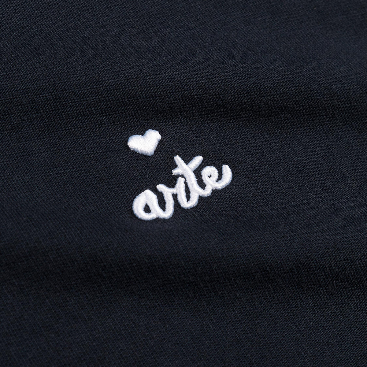 Arte Antwerp Small Heart And Logo Crewneck » dispo en ligne maintenant