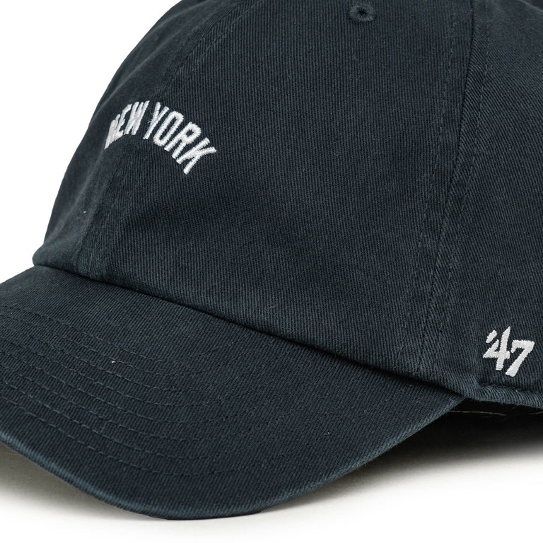 47 MLB New York Yankees Base Runner Script *Clean Up* Cap (Navy ...