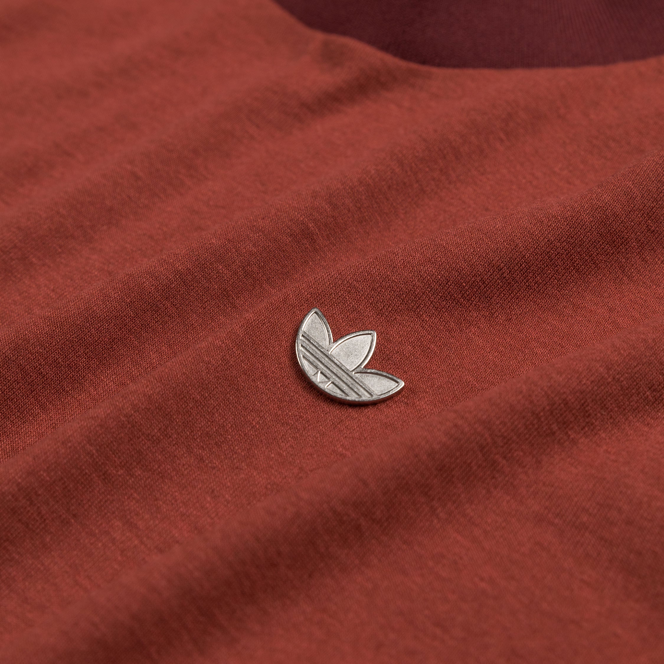 Adidas Premium Cali Tee | Apparel » Buy online now!