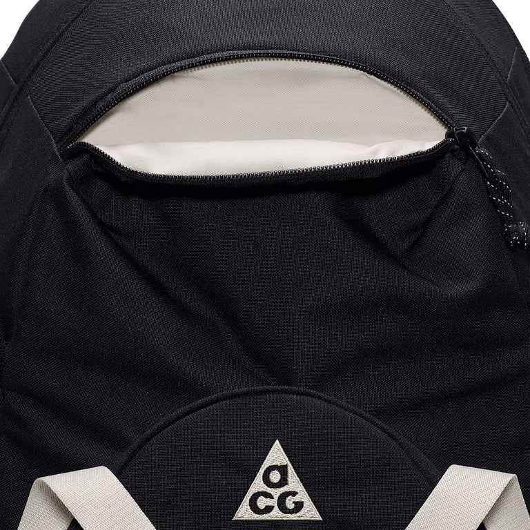 Nike ACG "Daymax" Backpack (25L) | Accessoires » Buy online now!